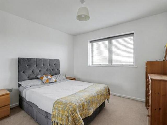 1 bedroom apartment for rent in St Marys Island, Chatham, ME4