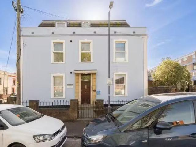 1 bedroom apartment for rent in St. Nicholas Road, St. Pauls.