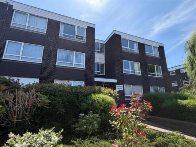 1 bedroom apartment for rent in St. Andrews Road, Heaton Moor, Stockport, Greater Manchester, SK4