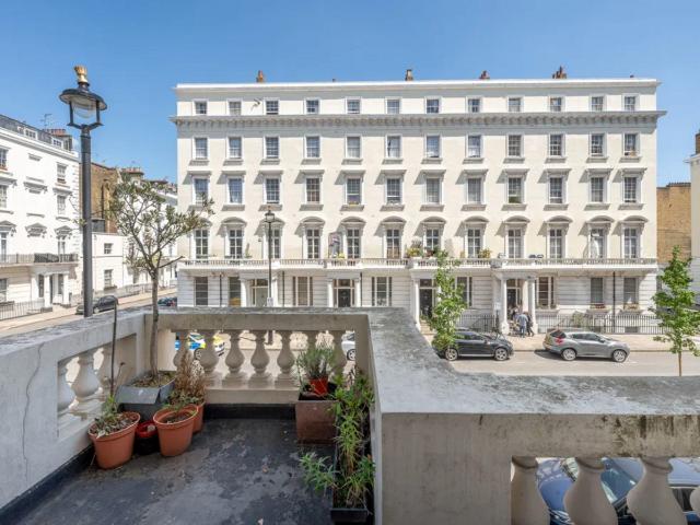 1 bedroom apartment for rent in St Georges Drive, London, SW1V
