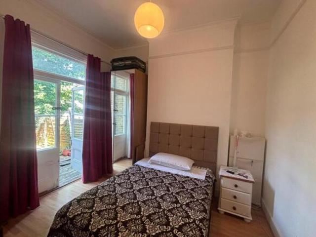1 bedroom apartment for rent in St. Julians Farm Road, West Norwood, London, SE27