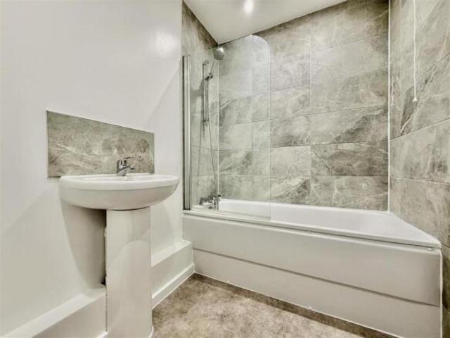 1 bedroom apartment for rent in St. Thomas Road, Chiswick, W4
