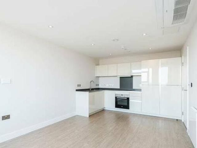 1 bedroom apartment for rent in Staines Road West Sunbury On Thames TW16