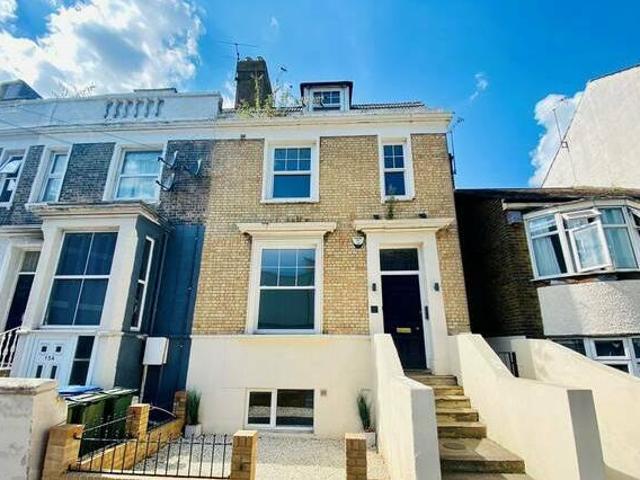 1 bedroom apartment for rent in Station Street SITTINGBOURNE ME10