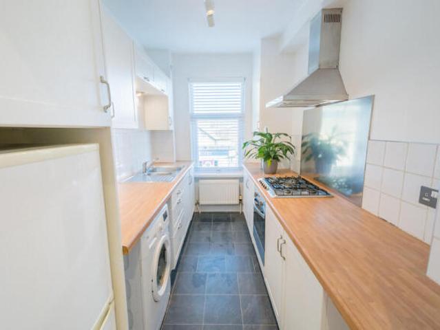1 bedroom apartment for rent in Station Road, Lower Weston, BA1