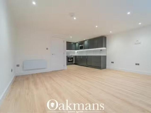 1 bedroom apartment for rent in Stratford Road, Shirley, Solih.