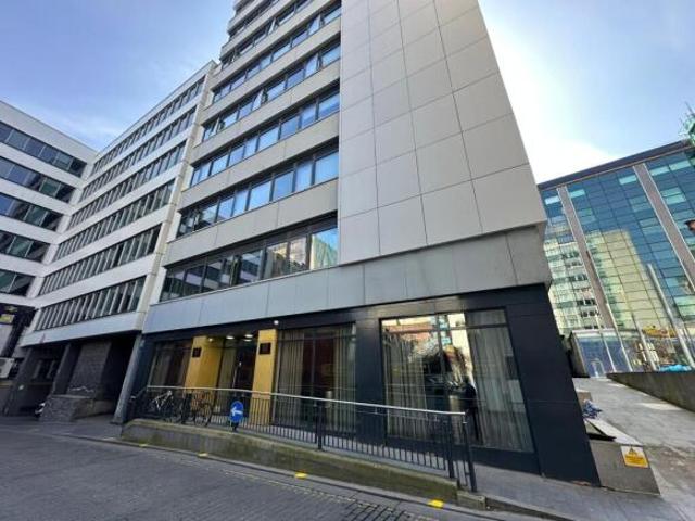1 bedroom apartment for rent in Strand Plaza, L2
