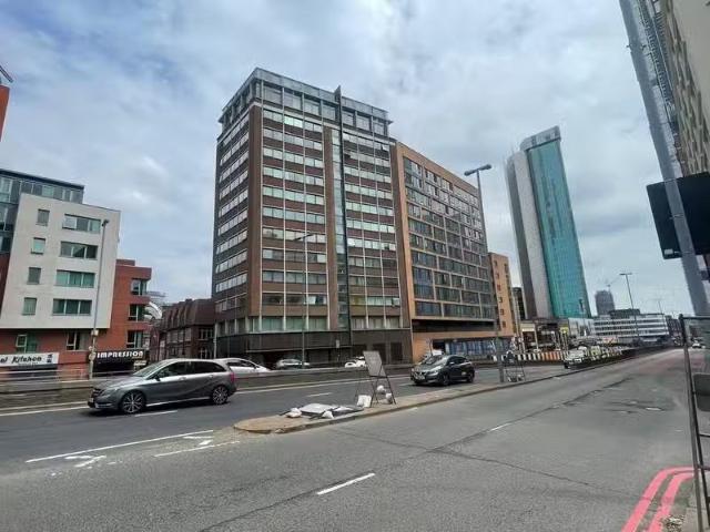 1 bedroom apartment for rent in Suffolk Street Queensway, B1