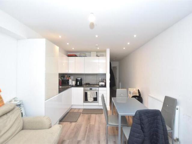 1 bedroom apartment for rent in Suffolk Road, London, SE25