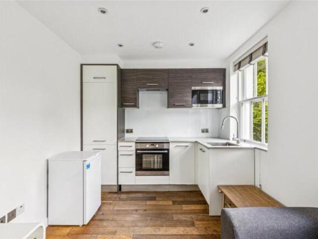 1 bedroom apartment for rent in Sussex Gardens, London, W2