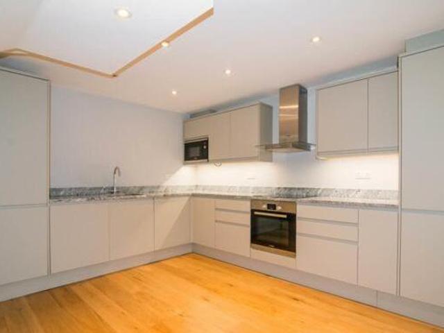 1 Bedroom Apartment For Rent In Surrey, Uk