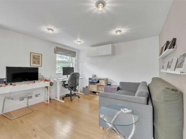 1 bedroom apartment for rent in Sutherland Avenue, Maida Vale, London, W9