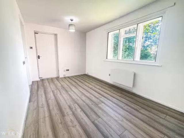 1 bedroom apartment for rent in Swan Gardens, Birmingham, West.