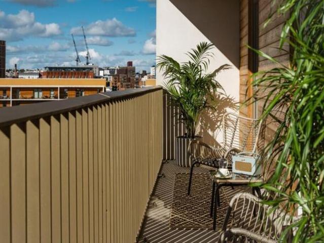 1 bedroom apartment for rent in Sweet Street, Leeds, West Yorkshire, LS11
