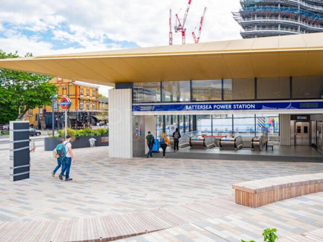 1 bedroom apartment for rent in Switch House East, Circus Road East, Battersea, London, SW11