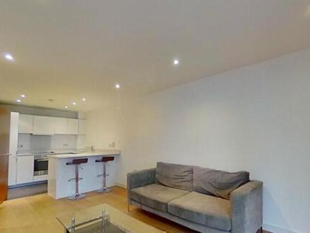 1 Bedroom Apartment For Rent In Saffron Central Square, Croydon