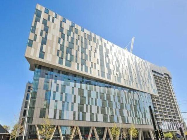 1 Bedroom Apartment For Rent In Saffron Central Square, Croydon