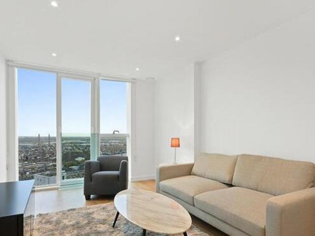 1 Bedroom Apartment For Rent In Saffron Central Square, Croydon