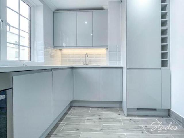 1 bedroom apartment for rent in San Remo Towers, Sea Road, Bournemouth, BH5