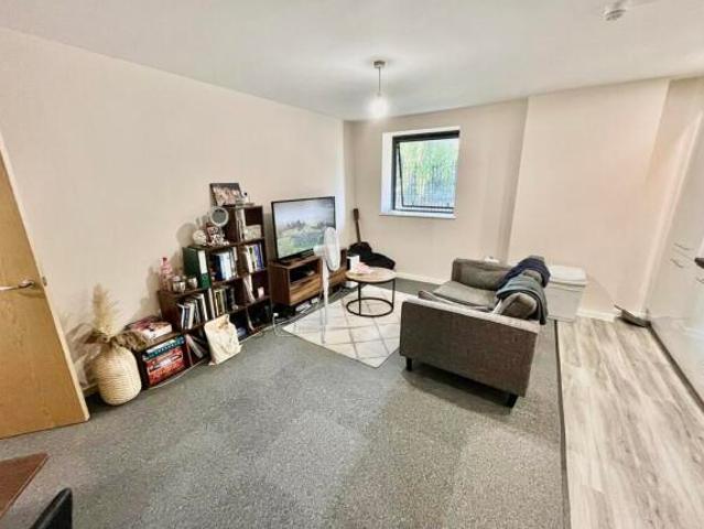 1 bedroom apartment for rent in Sandringham House, 15 Windsor Street, Salford, Manchester, M5