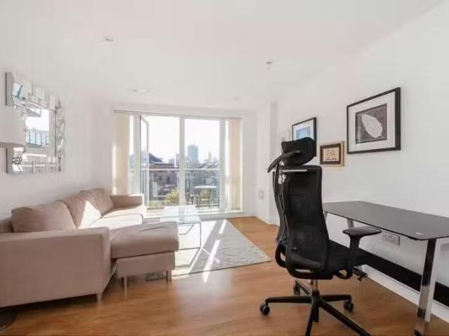 1 bedroom apartment for rent in Sargasso Court, Bow, E3