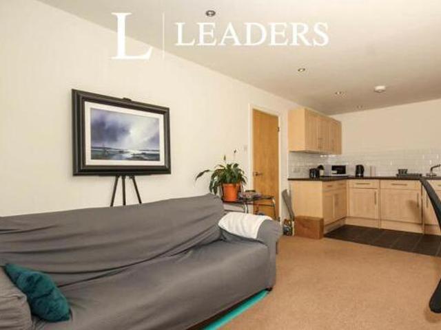 1 Bedroom Apartment For Rent In School Lane