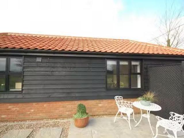 1 bedroom apartment for rent in School Road, Little Maplestead.