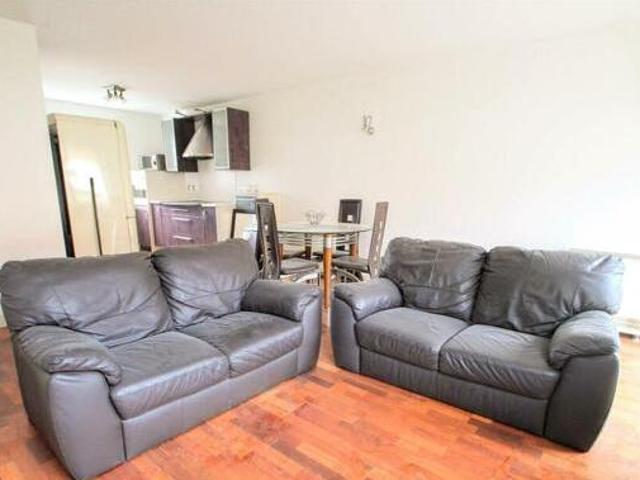 1 Bedroom Apartment For Rent In Schooner Way, Cardiff Bay