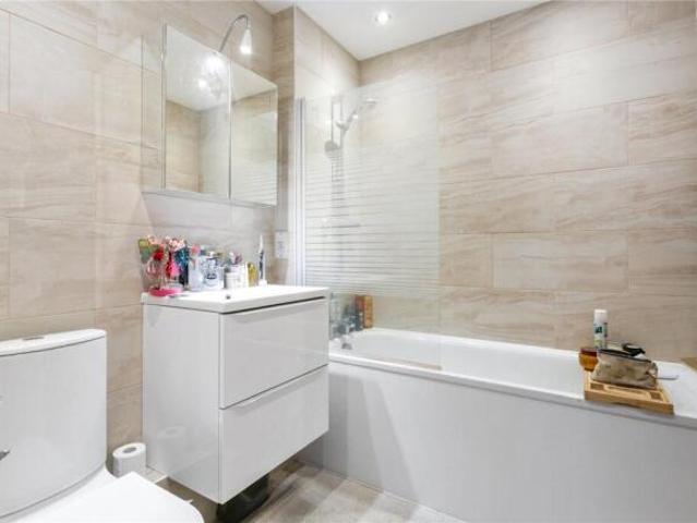 1 bedroom apartment for rent in Sclater Street, London, E1