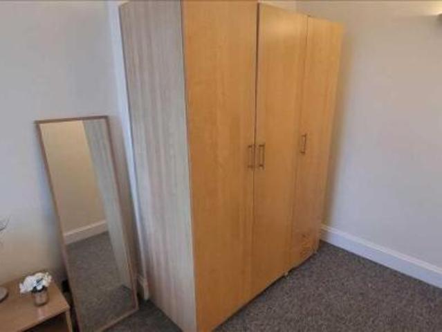 1 bedroom apartment for rent in Second Floor Flat, Royal York Crescent, BS8