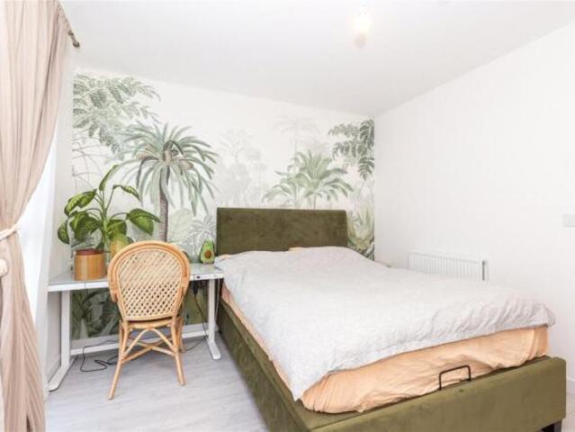 1 bedroom apartment for rent in Shearwater Drive, London, NW9