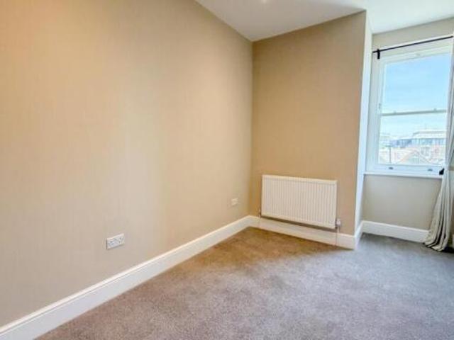 1 bedroom apartment for rent in Silver Street, Enfield, EN1