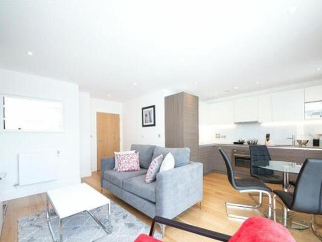 1 Bedroom Apartment For Rent In Silverworks Close, London