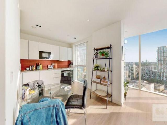 1 bedroom apartment for rent in Skyline Apartments, Devan Grove, London, N4