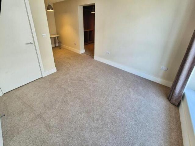 1 bedroom apartment for rent in Skyline Plaza, RG21