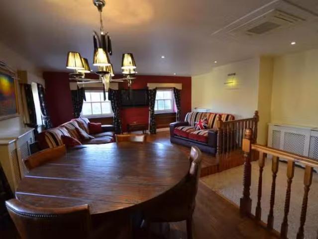1 bedroom apartment for rent in Somerset House, Halifax, HX1 1.