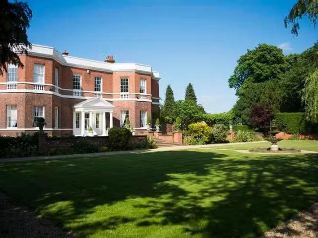 1 bedroom apartment for rent in South Parade, Bawtry, Doncaste.