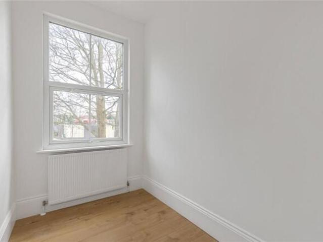 1 bedroom apartment for rent in South Road, Twickenham, TW2
