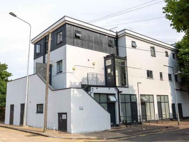 1 bedroom apartment for rent in Southchurch Road, Southend on Sea, Essex, SS1