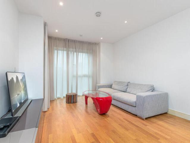 1 bedroom apartment for rent in Spinnaker House, Battersea Reach, SW18