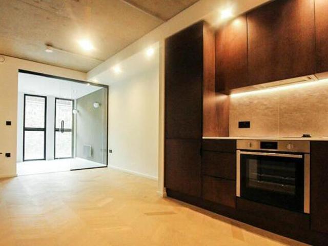 1 Bedroom Apartment For Rent In Spinners Way