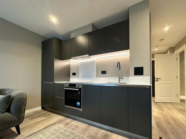1 Bedroom Apartment For Rent In Springwell Road