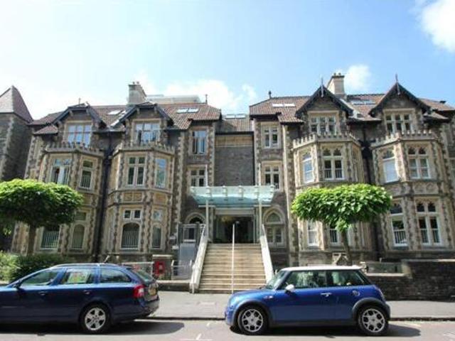 1 Bedroom Apartment For Rent In Tyndalls Park, Bristol