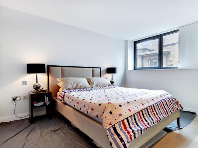 1 bedroom apartment for rent in Tabard Street, Borough, London, SE1