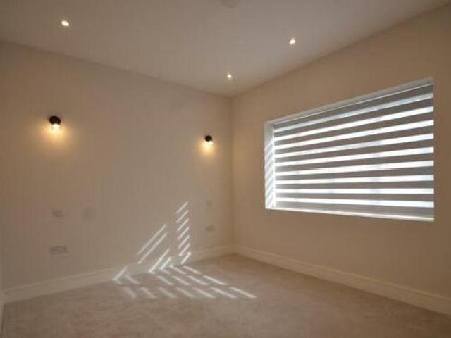 1 Bedroom Apartment For Rent In The Avenue