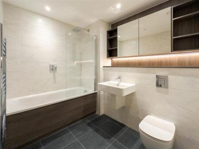 1 bedroom apartment for rent in The Blade, M15