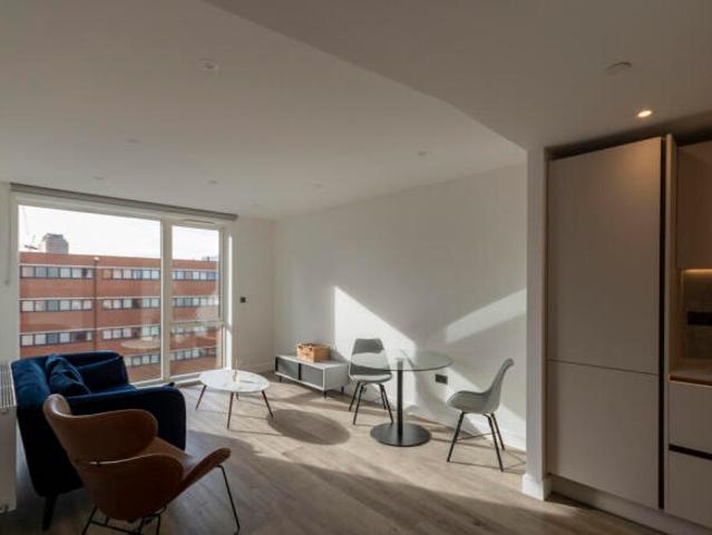 1 bedroom apartment for rent in The Colmore, Snow Hill Wharf, Shadwell Street, Birmingham, B4
