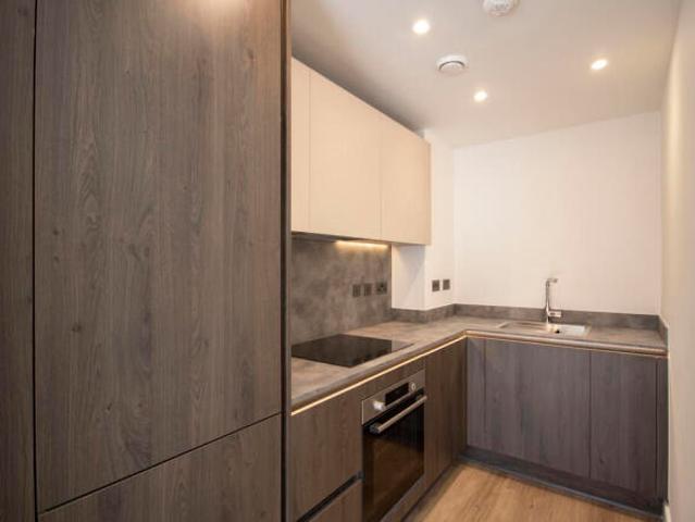 1 bedroom apartment for rent in The Colmore, Snow Hill Wharf, Shadwell Street, Birmingham, B4