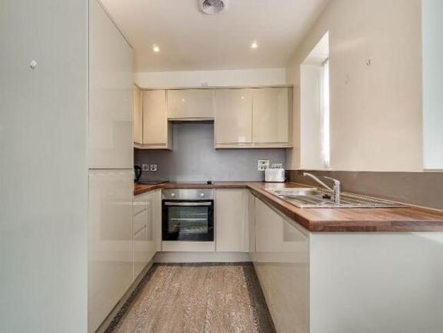 1 bedroom apartment for rent in The Crescent, Plymouth, Devon, PL1