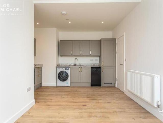 1 bedroom apartment for rent in The Esplanade, Worthing, BN11
